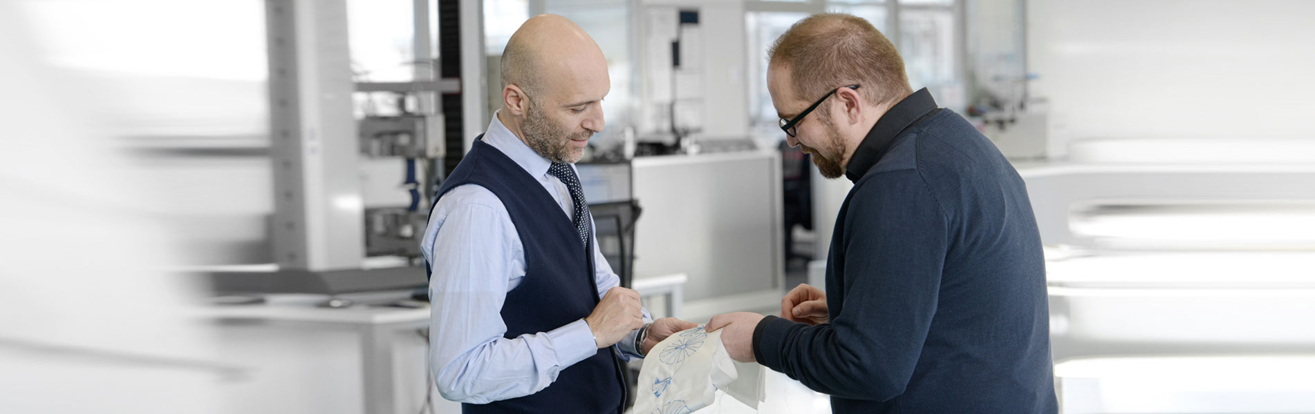 AMANN USA: Premium sewing threads & smart yarns